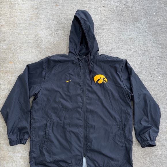 Nike | Jackets & Coats | Nike Hawkeyes Iowa Mens Xxl Insulated ...